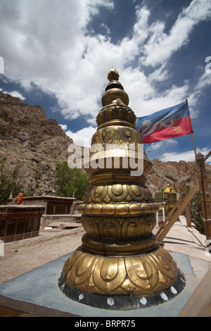 Hemis monastery roof, Ladakh, Hemis, India Stock Photo - Alamy