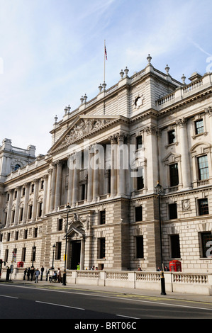 Her Majesty's Revenue & Customs Building, Whitehall, London, UK Stock ...
