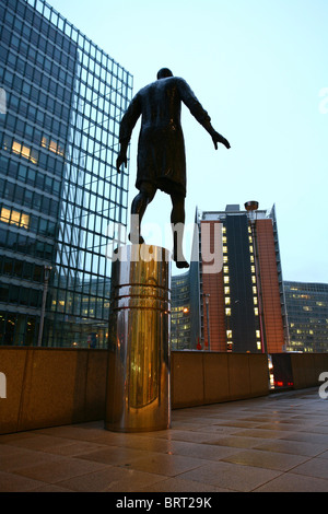 Statue in front of the Lex building , a high-rise of government offices ...