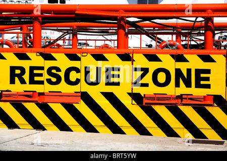 Warning sign on side of ship regarding Nitrogen vent Stock Photo ...