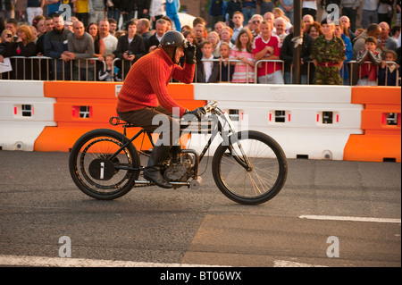 Classic Singer Motorcycle Stock Photo - Alamy
