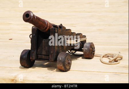 Obsolete cannon on the ground Stock Photo - Alamy