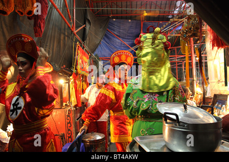 Back stage , Chinese opera performer Stock Photo - Alamy