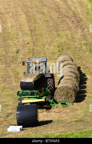 Round Bale Wrapping Stock Photo - Alamy