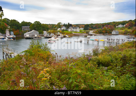 Maine coast Pemaquid New Harbor lobster lobster dock with boats Stock ...