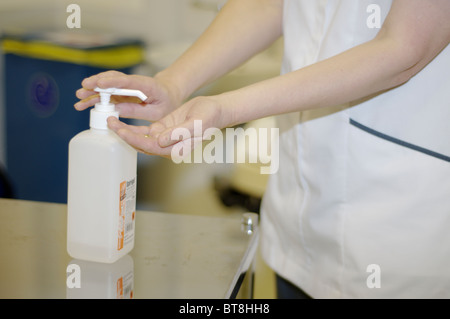 Anti-bacterial handwash gel in a hospital ward, Britain UK Stock Photo ...