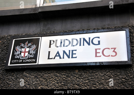 The Monument, Pudding Lane, London, EC3 built to commemorate the Great ...