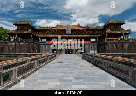 Family Noon gate Hue Vietnam Stock Photo - Alamy