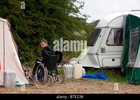 Disabled gypsy boy Shane and his family now live in a house so coming ...