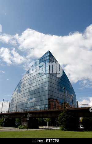 Modern office building Main Triangel in Frankfurt, Germany Stock Photo ...