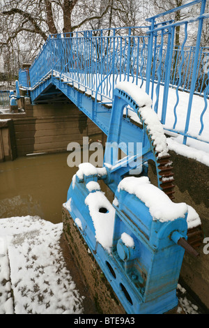 River Foss Bridge York, Winter, Yorkshire, UK Stock Photo - Alamy