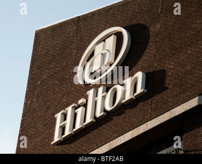 Hilton Hotel sign logo Stock Photo - Alamy