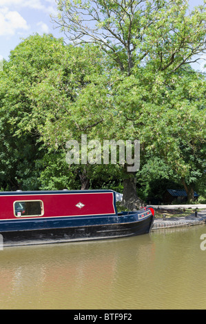 narrow boat barge the worcester and birmingham canal stoke prior ...