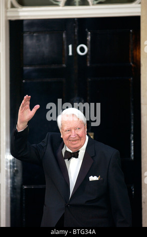 Former Prime Minister Edward Heath (right) and Jimmy Savile rehearse ...