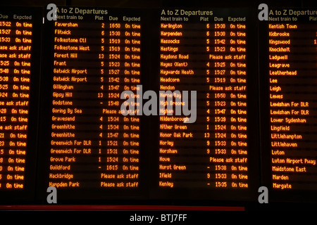 Train Timetable, London Bridge Station, London, England, United Kingdom ...
