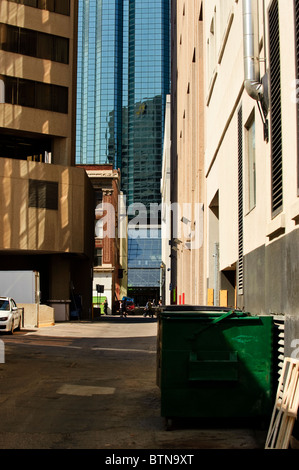 A lonely alleyway in a rundown area Stock Photo - Alamy