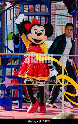 Minnie Mouse, Disneyland Amusement Park, Anaheim, California USA Stock ...