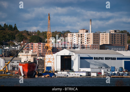The rig supplier Atlantic Condor is launched down the ways at the ...