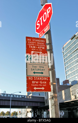 No parking, No standing signs Stock Photo - Alamy