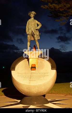 New Zealand Gisborne Statue of Captain James Cook near the spot where ...