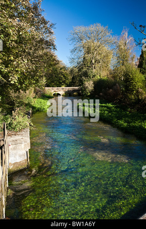 Clean upsoiled waters of the River Test at Laverstoke near Whitchurch ...
