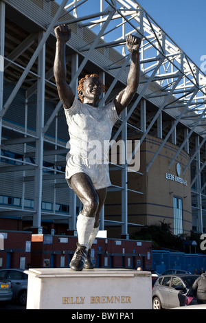 The bronze statue of Billy Bremner at Elland Road Football Stadium and ...