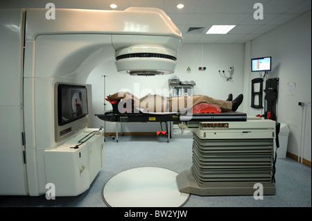 Radiotherapy treatment linear electron accelerator CLINAC 2100C/D ...