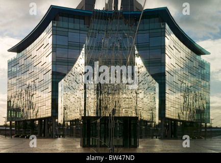 BBC building Quay House in Media City UK, Salford Quays, Salford Stock ...