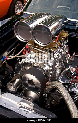 high horsepower V8 engine in an Australian Ford drag racing race car ...
