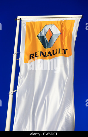 Renault flags flying outside a car showroom in King's Lynn, UK Stock ...