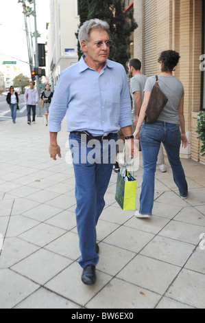 Harrison Ford out shopping on Rodeo Drive in Beverly Hills Featuring ...