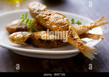 small fried fish Stock Photo - Alamy