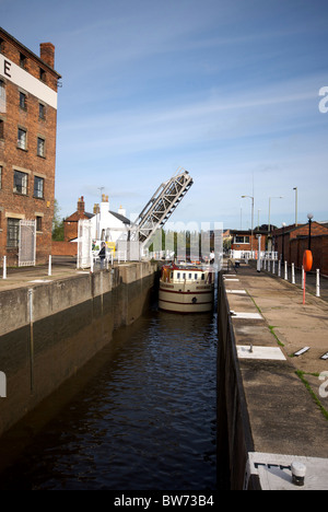 Gloucester Docks Lock UK River Severn Sharpness Canal Boat Edward Stock ...