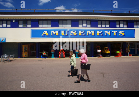 Amusement arcade, Bournemouth seafront, Bournemouth, England Stock ...