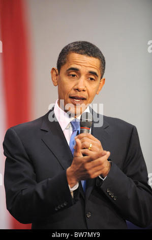 Barack Obama Road to Change Campaign Bus Tour Stock Photo - Alamy