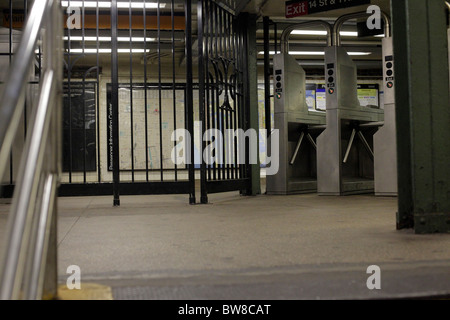New York Subway turnstile Stock Photo: 4788293 - Alamy