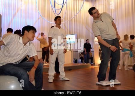 Man playing on a Nintendo Wii games console, England UK Stock Photo - Alamy