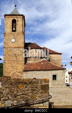 Hecho village Pyrenees with Romanesque church Stock Photo - Alamy