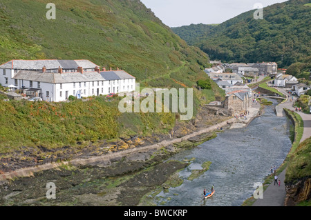 Boscastle and the Valency river estuary Stock Photo - Alamy