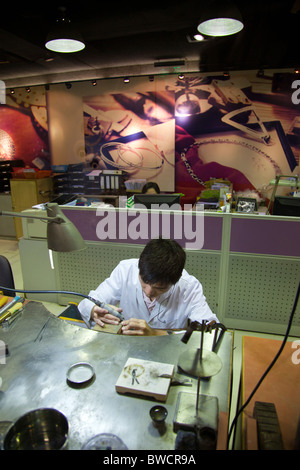 TSL Jewellery (Tse Sui Luen Jewellery), a leading jewellery group in ...