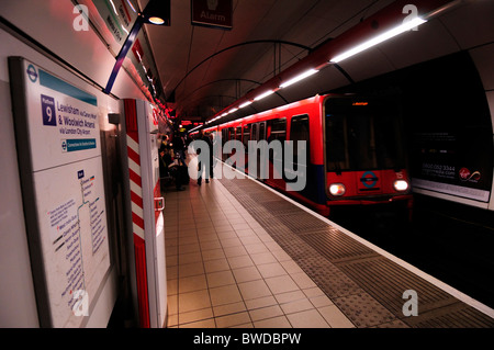 Bank Docklands Light Railway (DLR) Station platform, Bank, City of ...