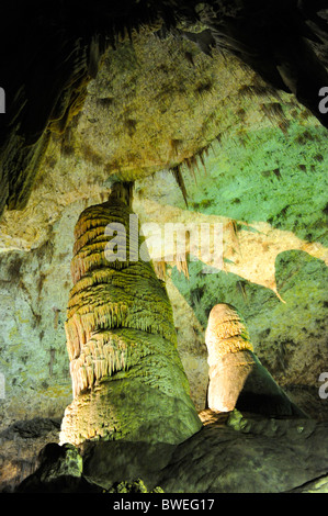 Hall of Giants Area Carlsbad Caverns National Park Stock Photo - Alamy