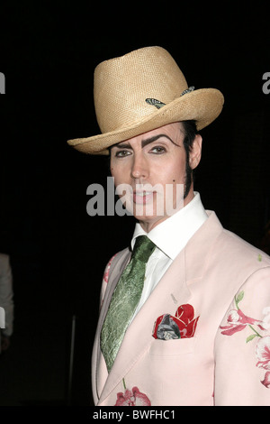 Unveil the Night with Dom Perignon Vintage 1998 Stock Photo - Alamy