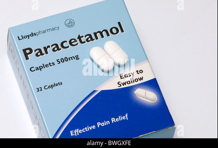 generic image of Paracetamol pain relief tablets Stock Photo - Alamy