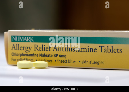 generic image of Antihistamine tablets used in allergy relief ...