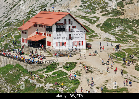 Rifugio Locatelli hut at Tre Cime di Lavaredo peaks or Drei Zinnen ...