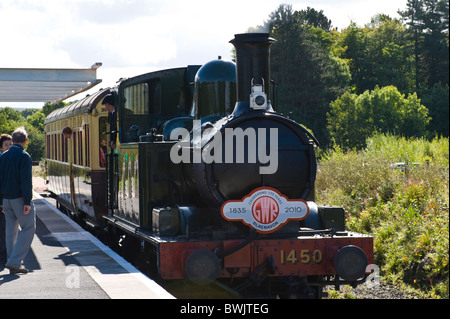 GWR 1400 tank class 0-4-2T steam locomotive No 1450 Stock Photo - Alamy