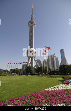 China Shanghai tower rook Oriental Pearl Tower ball sphere around ...