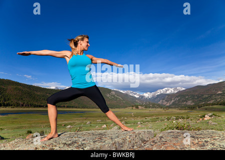 Yoga in the mountains of Colorado Stock Photo - Alamy