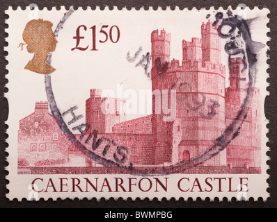 A UK £1 One Pound postage stamp for mail and post Stock Photo - Alamy